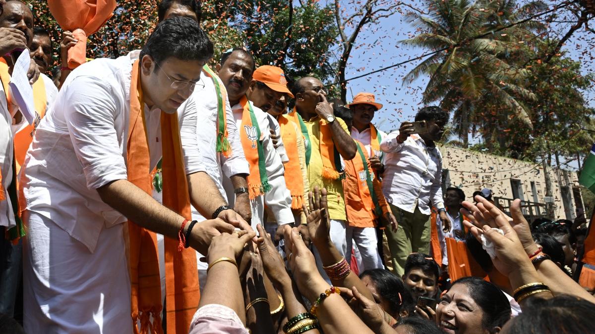 Message asking students of Jain College to attend Tejasvi Surya’s rally ...