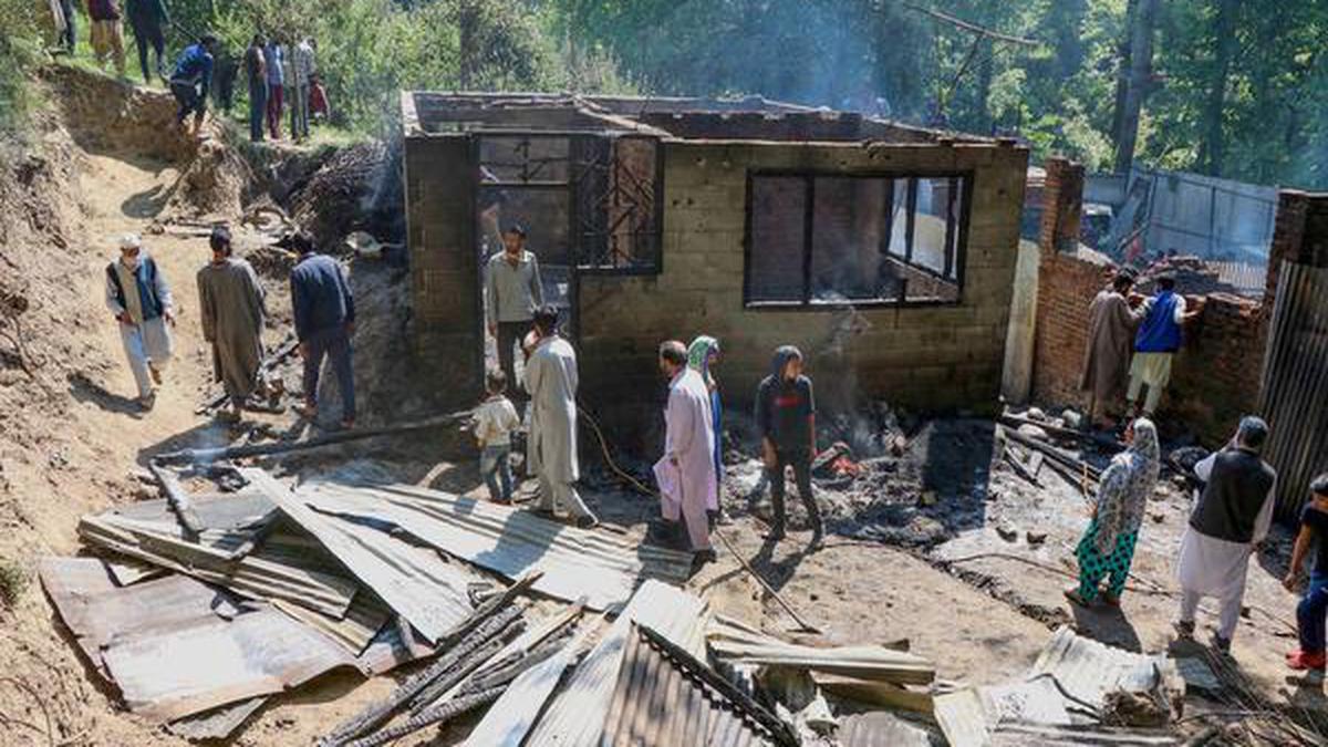 How did Shopian, Kashmir's apple bowl, turn into a battleground ...