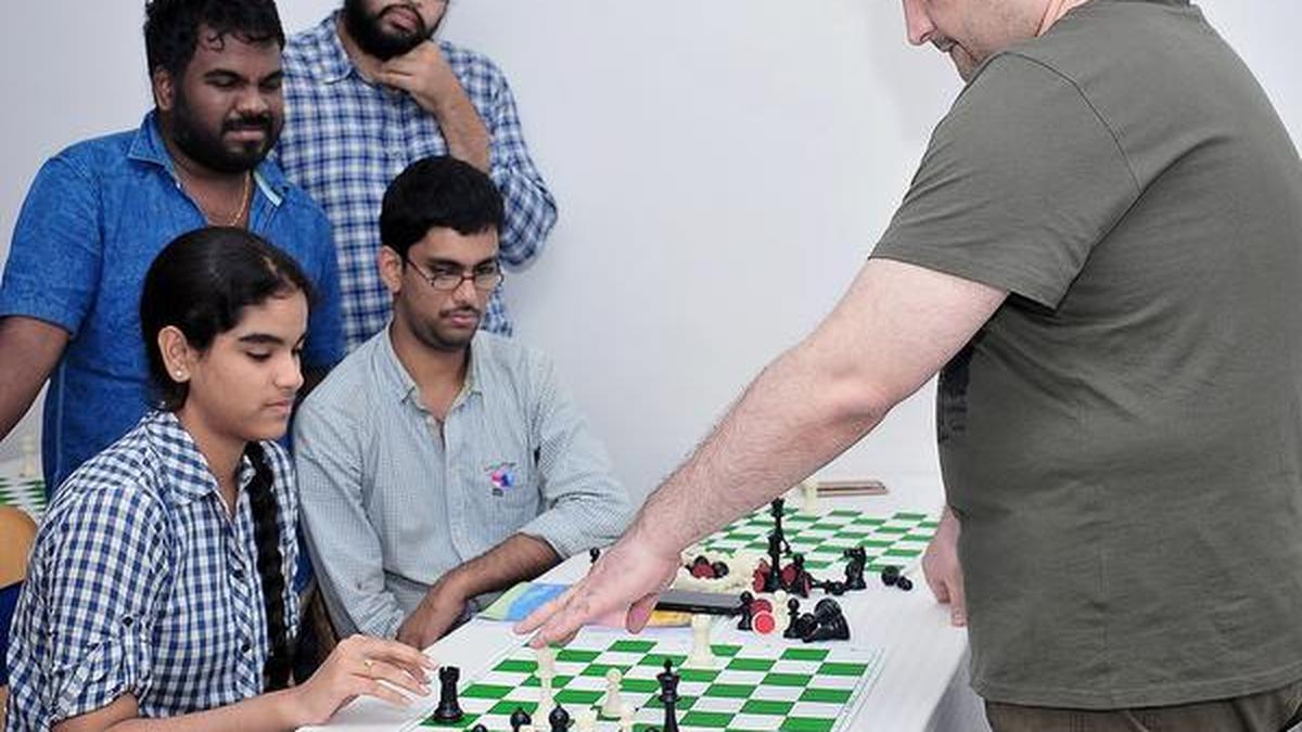 Grand Master in Guntur to train chess players - The Hindu