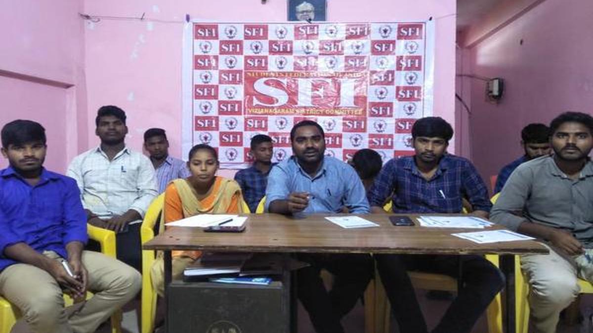 SFI to conduct model exam for Class X students on Feb. 2 - The Hindu