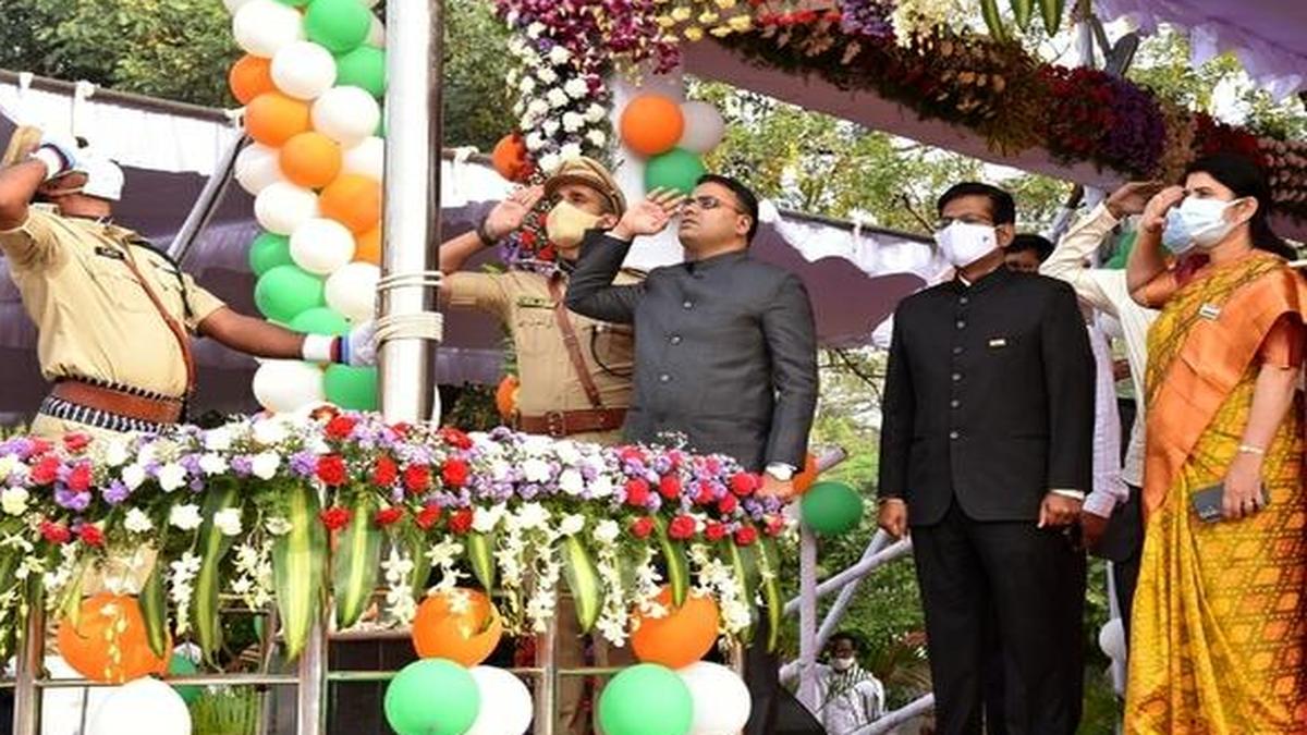 ‘Navaratnalu continue to provide succour to people’ - The Hindu