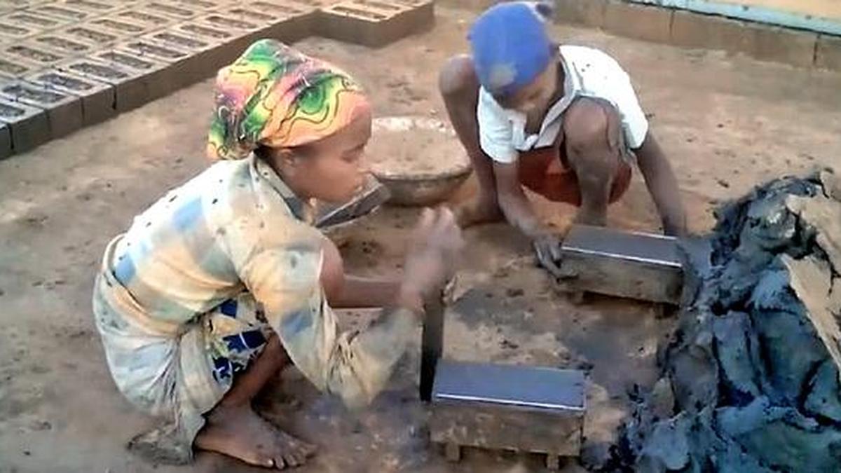 32 bonded labourers, including 6 children, wait to be rescued - The Hindu