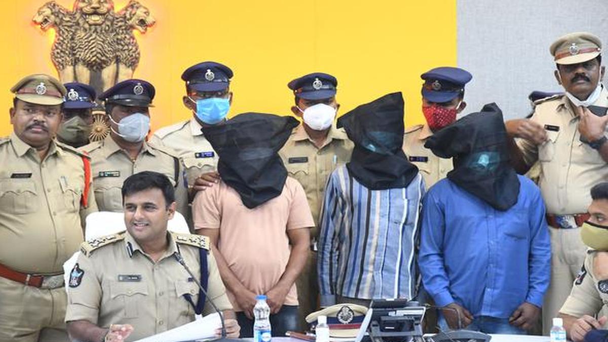 3 ‘Chaddi gang’ members arrested - The Hindu