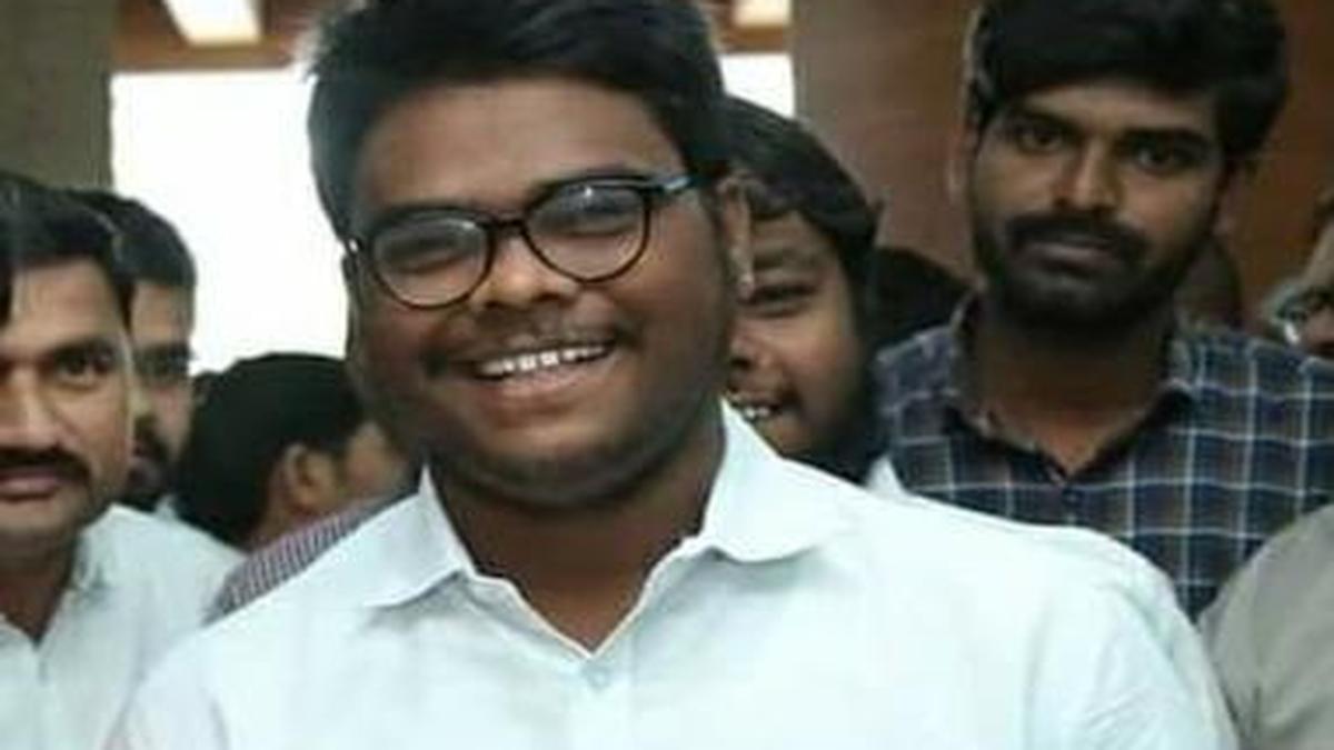 CBI arrests key witness in Viveka murder case - The Hindu