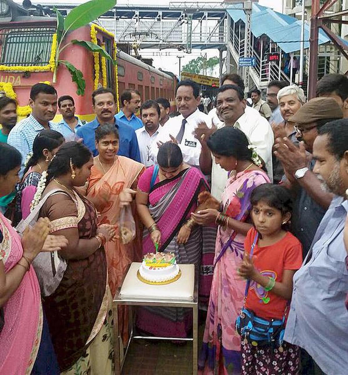 Pinakini Express celebrates silver jubilee - The Hindu