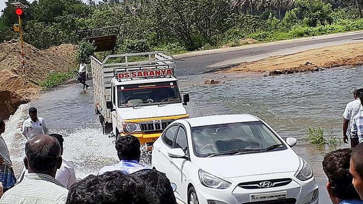 Heavy rain lashes Kuppam, bridge towards T.N. cut off - The Hindu