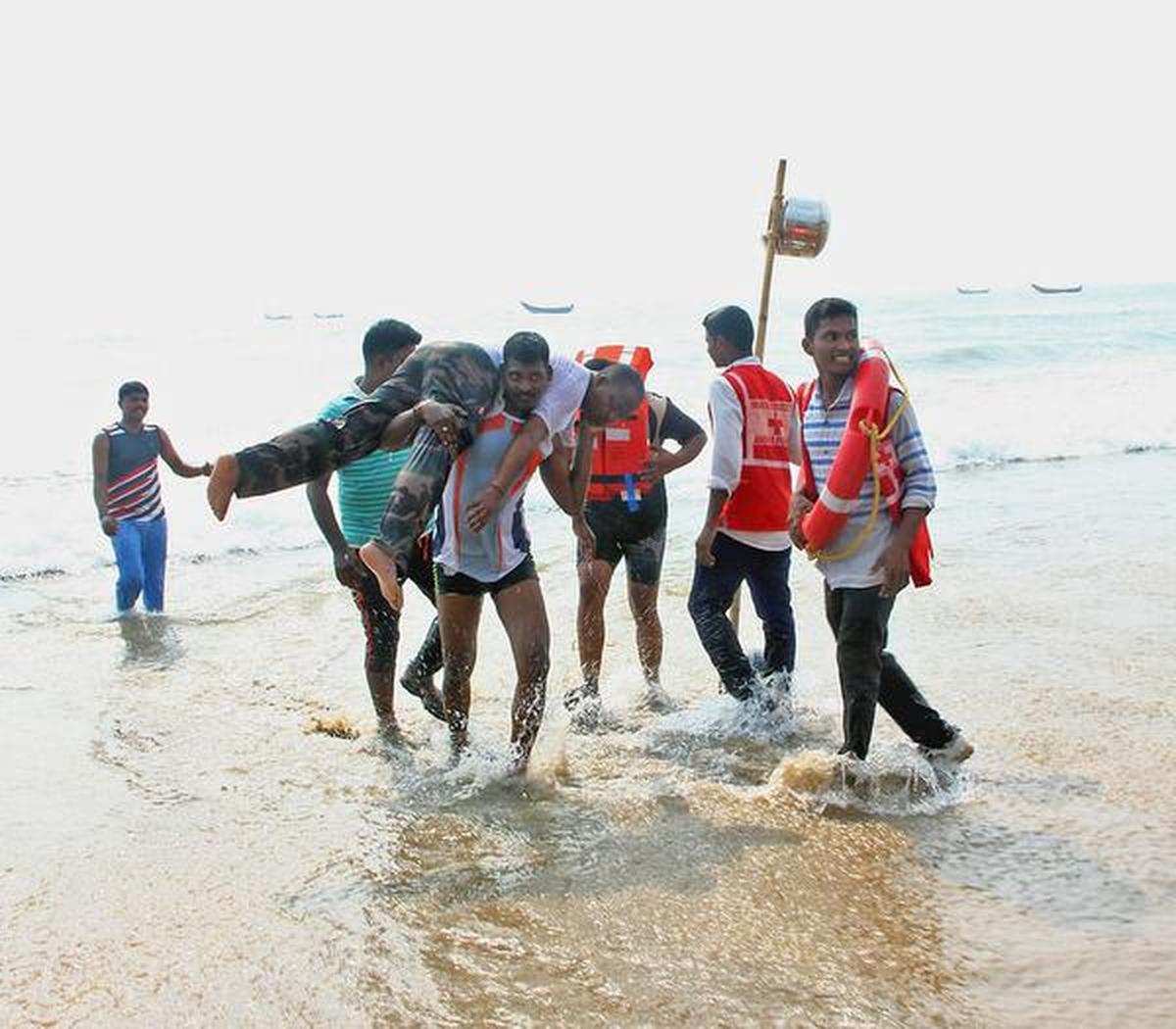 Coastal areas in State go through a tsunami preparedness drill - The Hindu