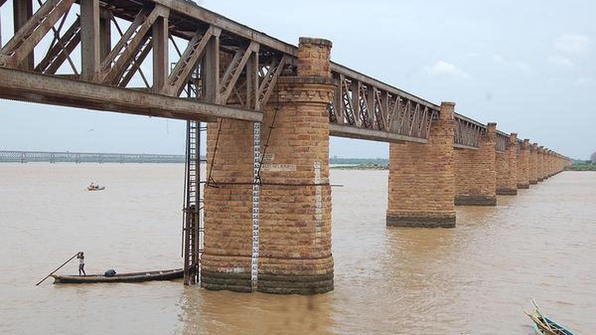 Havelock Bridge as tourist spot gains momentum - The Hindu
