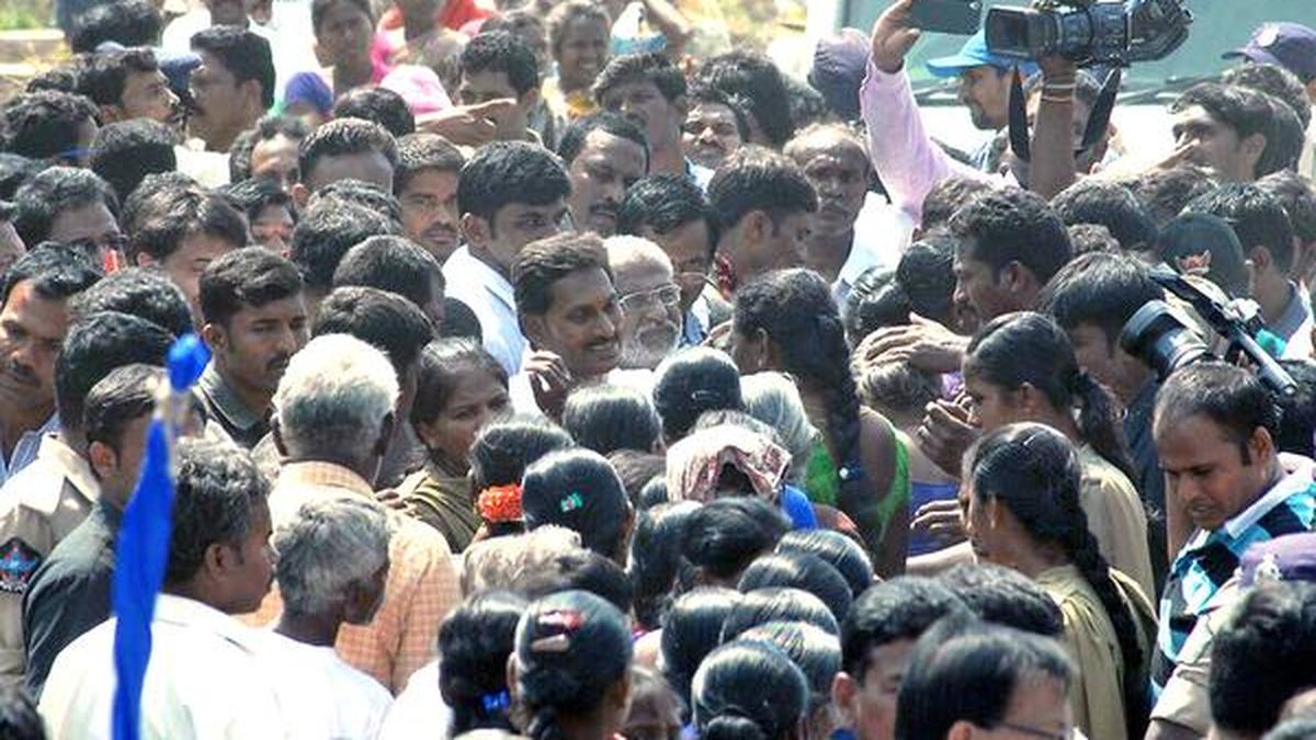 Jagan yatra crosses 1,200-km mark - The Hindu