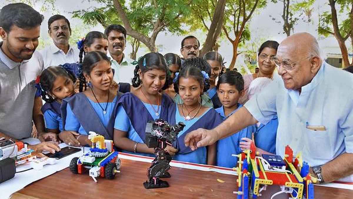 Robotics reaches countryside - The Hindu