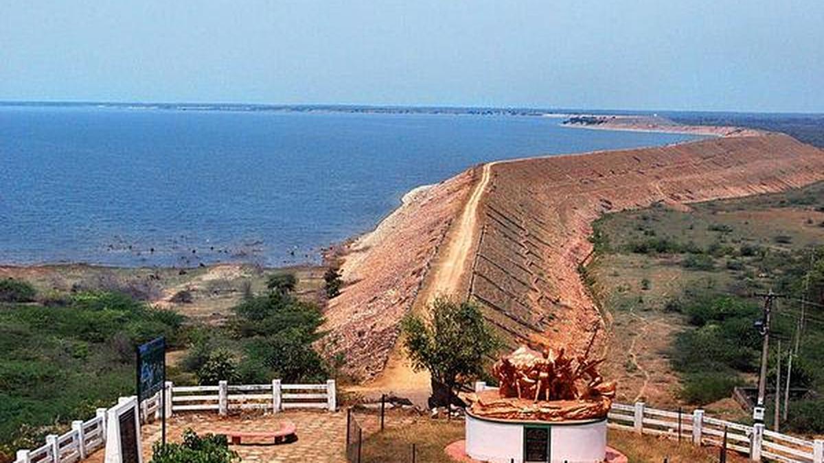 Andhra Pradesh releases Krishna water to Chennai - The Hindu