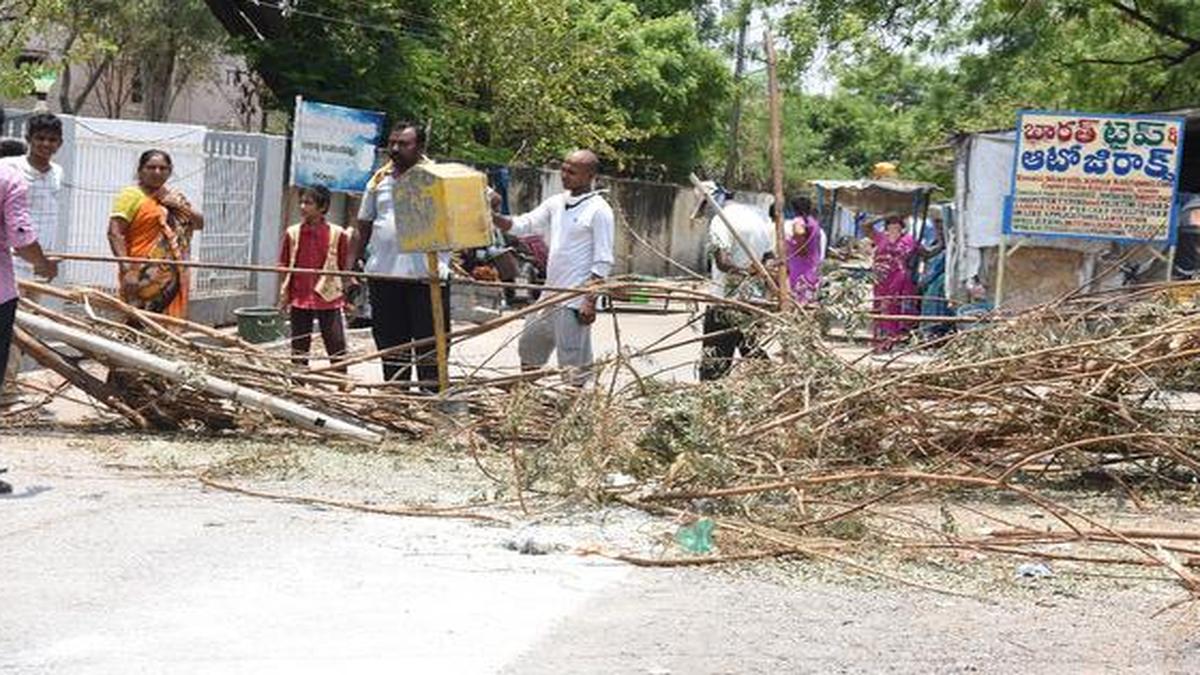 Kurnool sees unrelenting rise in coronavirus cases - The Hindu
