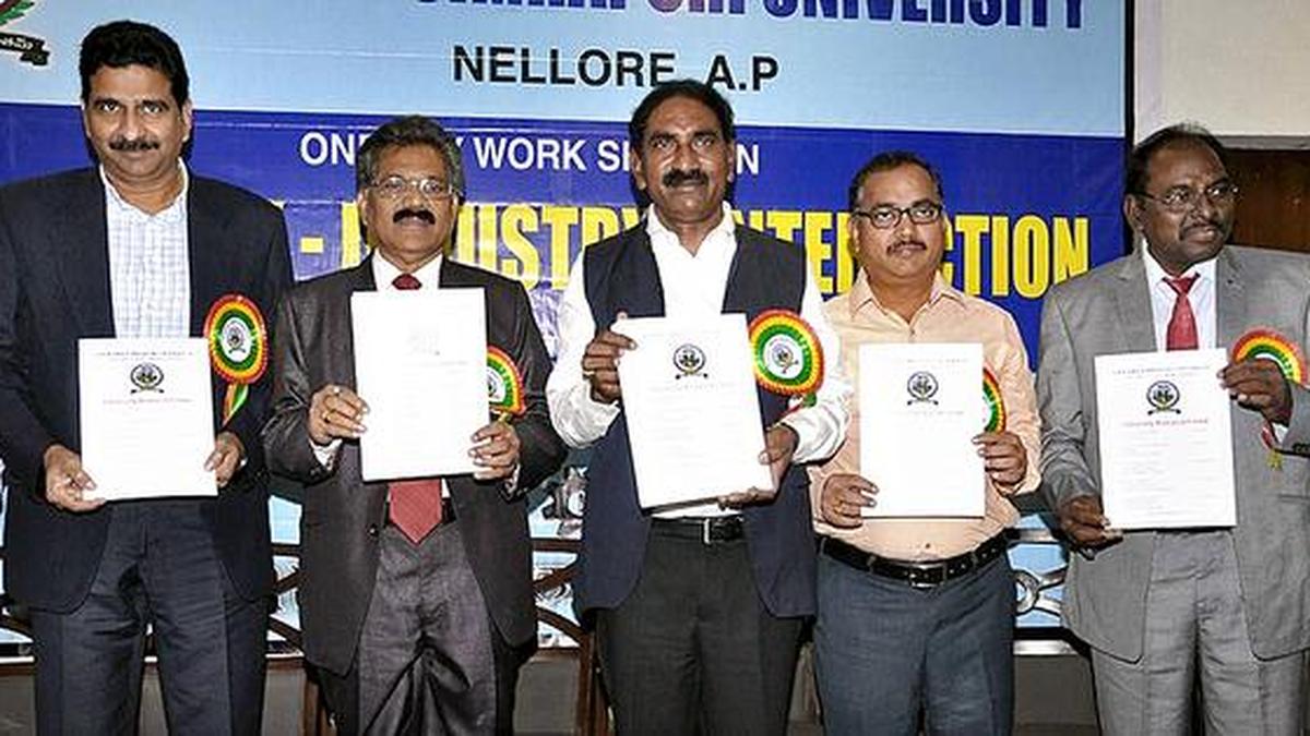 ‘Student-industry interactions vital to boost employability’ - The Hindu