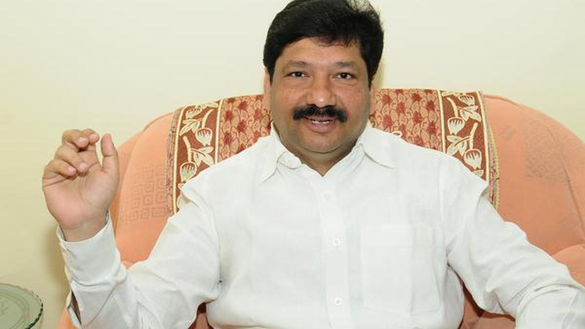 Section of media distorting facts, alleges Jogi Ramesh - The Hindu