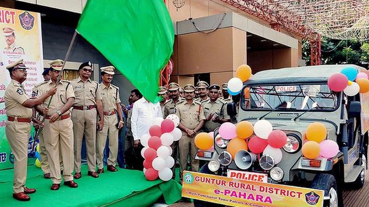 Guntur police take GPS route - The Hindu