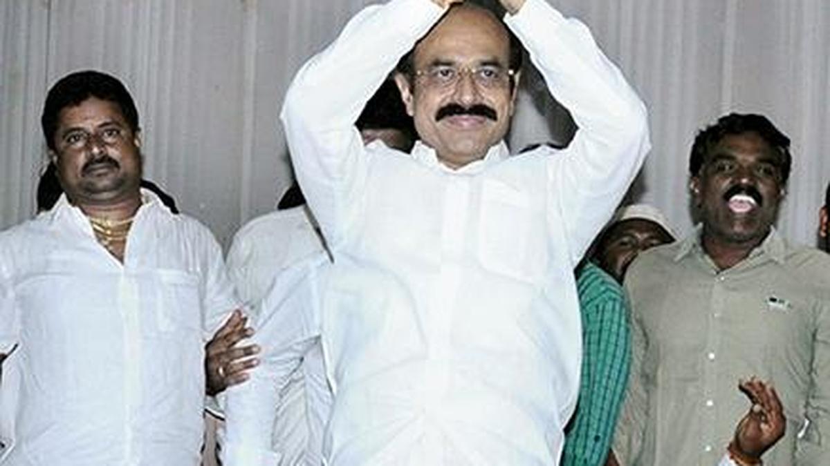 Miffed Kurnool TDP legislator crosses over to YSR Congress - The Hindu