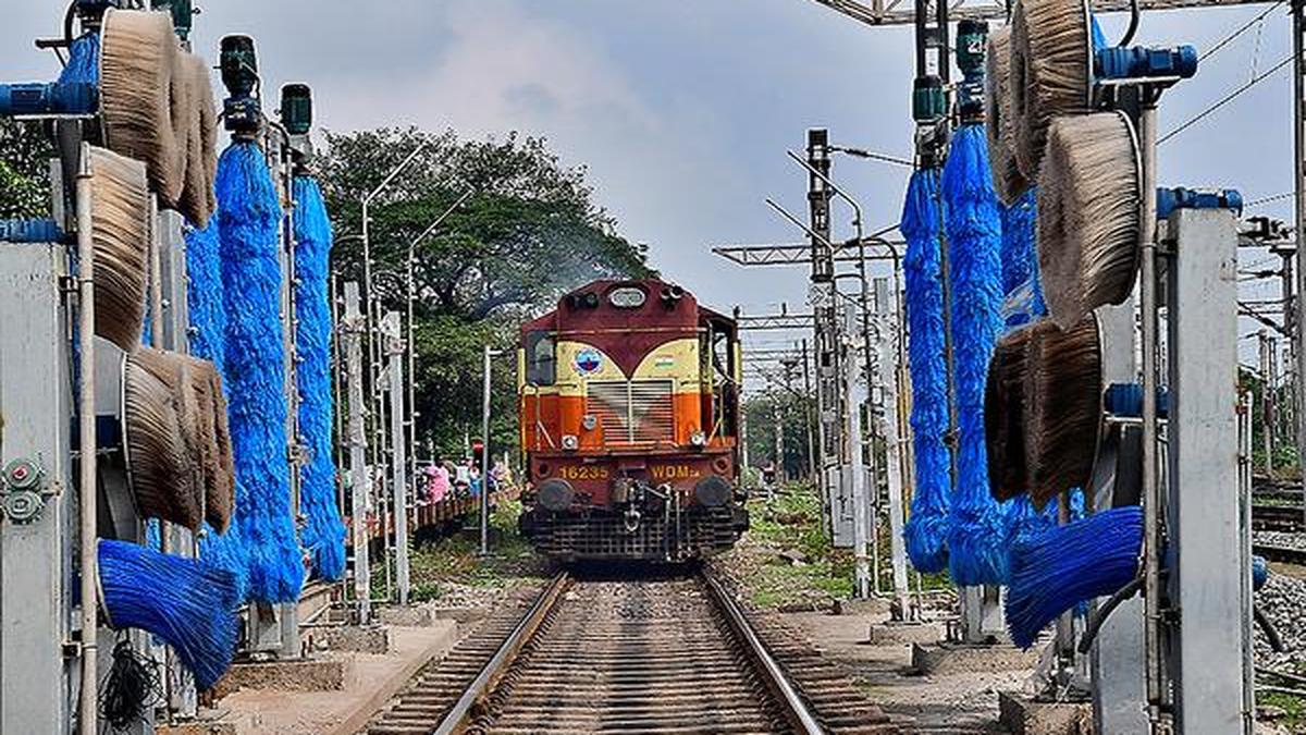 Now, 24 railway coaches can be cleaned in 10 minutes flat! - The Hindu
