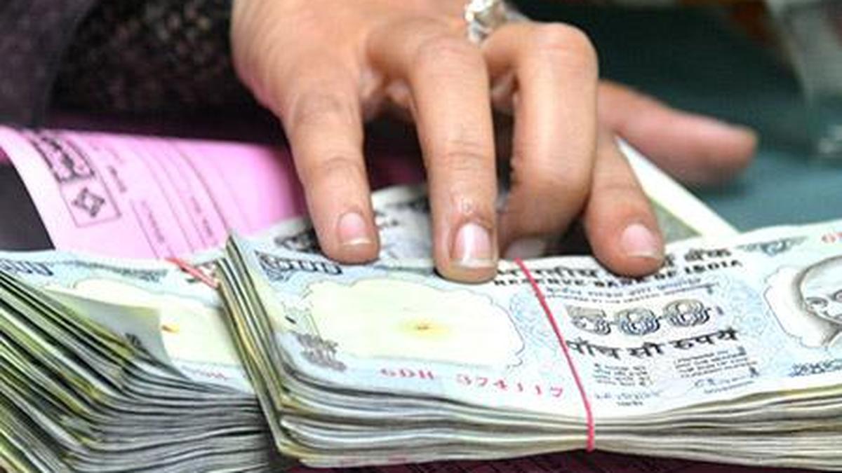 ₹19.5 crore in fake currency detected after note ban - The Hindu