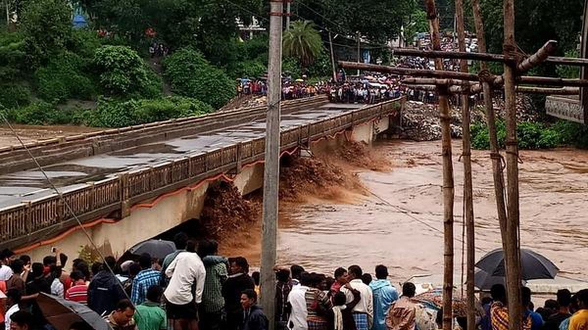 Flood situation grim in south Odisha - The Hindu