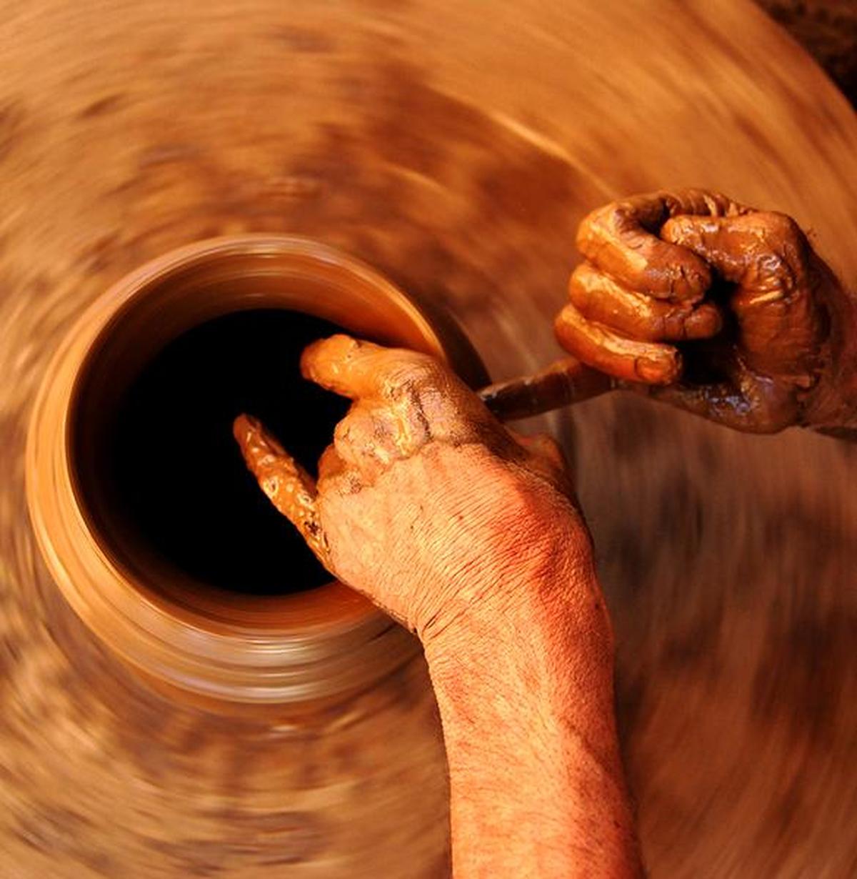 Framed: The kangri and the Kashmiri - The Hindu