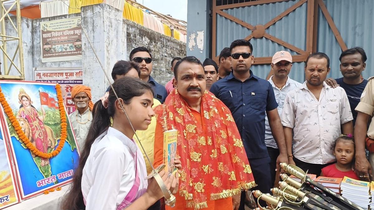BJP MLA distributes swords at Durga puja pandals in Bihar; party calls ...