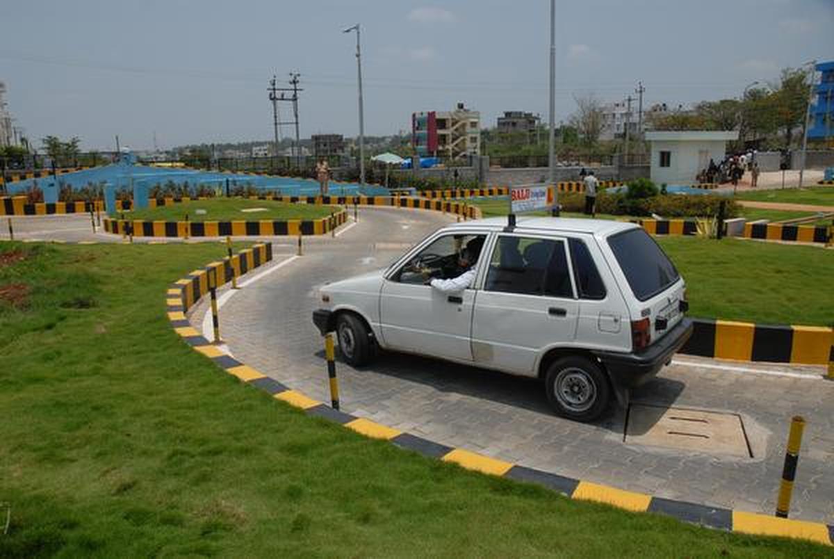 Now, mild to medium colour blind people can obtain driving licence ...