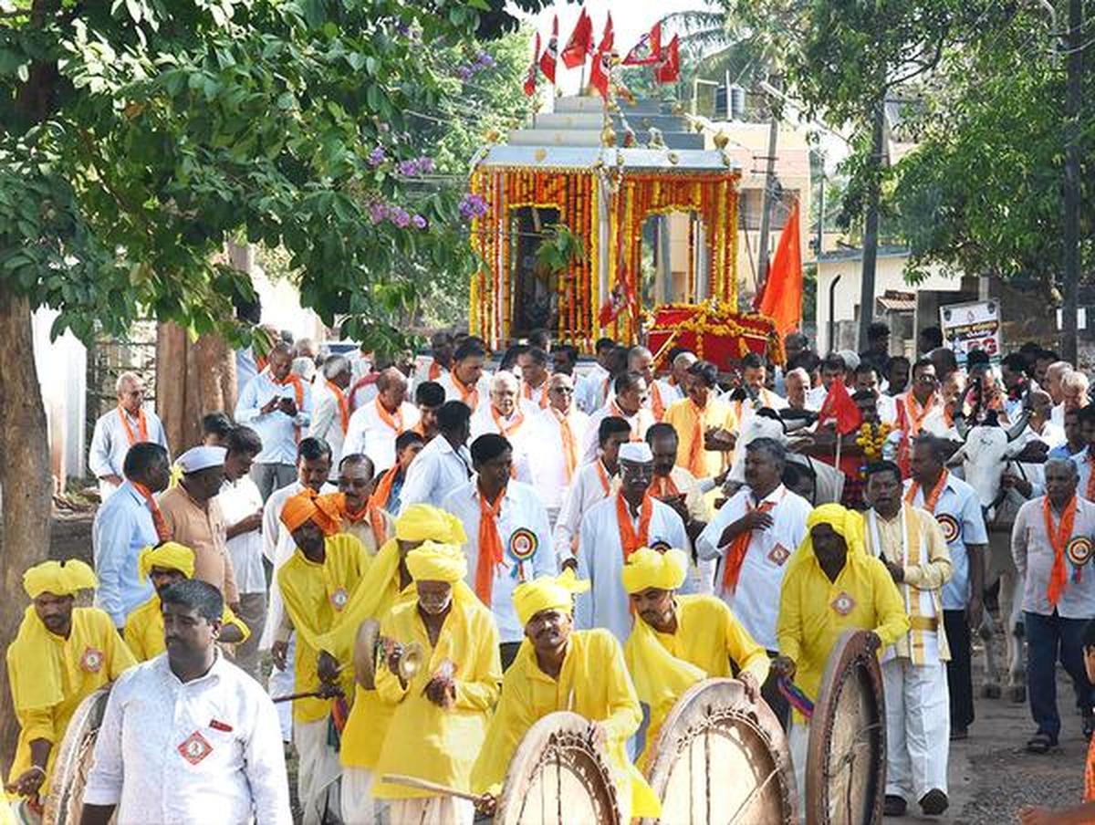 Tributes paid to Basaveshwara - The Hindu