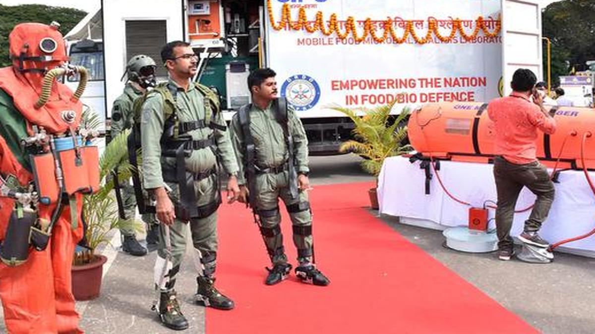 Overwhelming response to DFRL, DEBEL expo - The Hindu