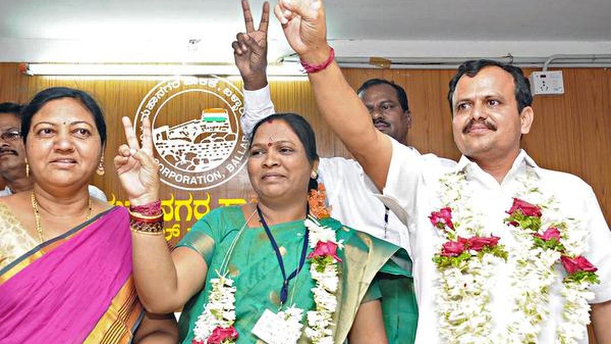 Congress retains Mayoral posts with the help of BJP in Ballari - The Hindu