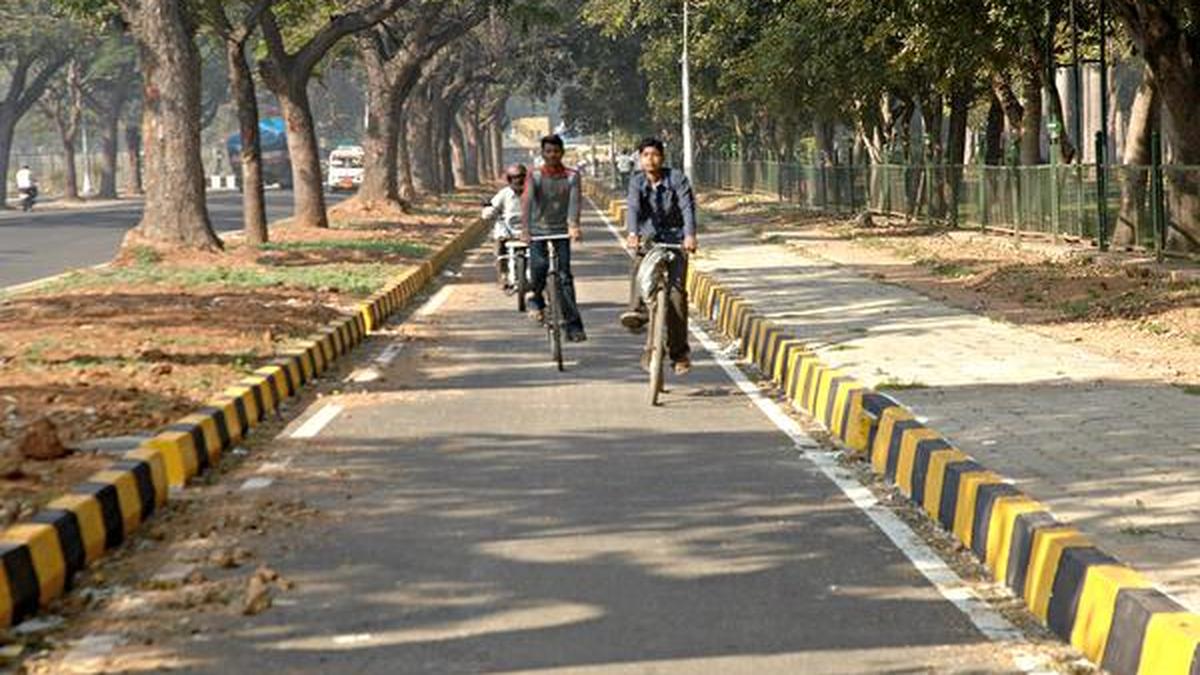 Mysuru roads to sport bicycle lanes as part of PBS initiative - The Hindu