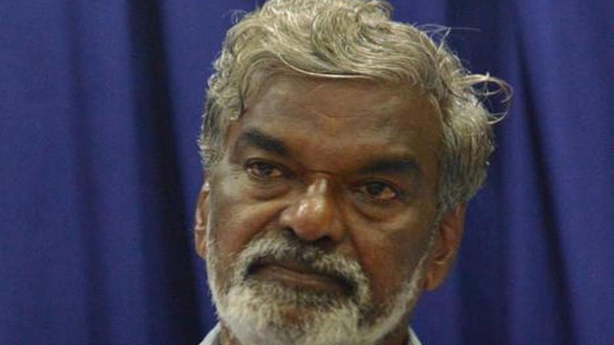 Devanur writes open letter to Hegde - The Hindu