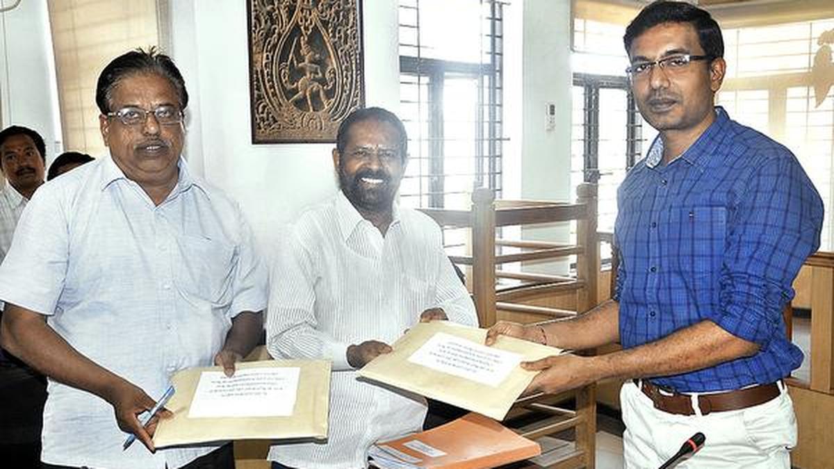 Final electoral roll for Shivamogga dist. released - The Hindu