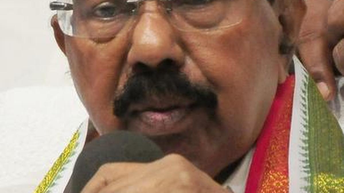 Moily’s tweet raises eyebrows - The Hindu