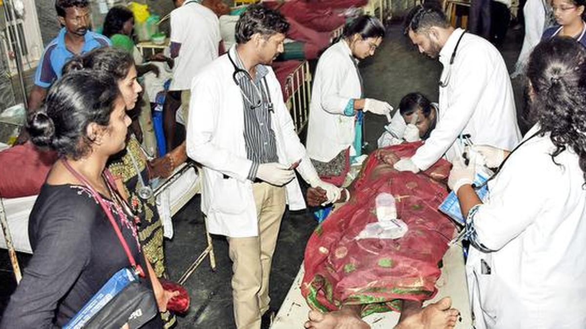 10 killed, over 60 taken ill after eating temple ‘prasada’ - The Hindu