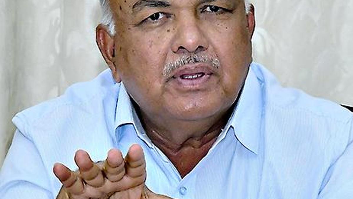 Ramalinga Reddy meets Siddaramaiah, softens stand - The Hindu