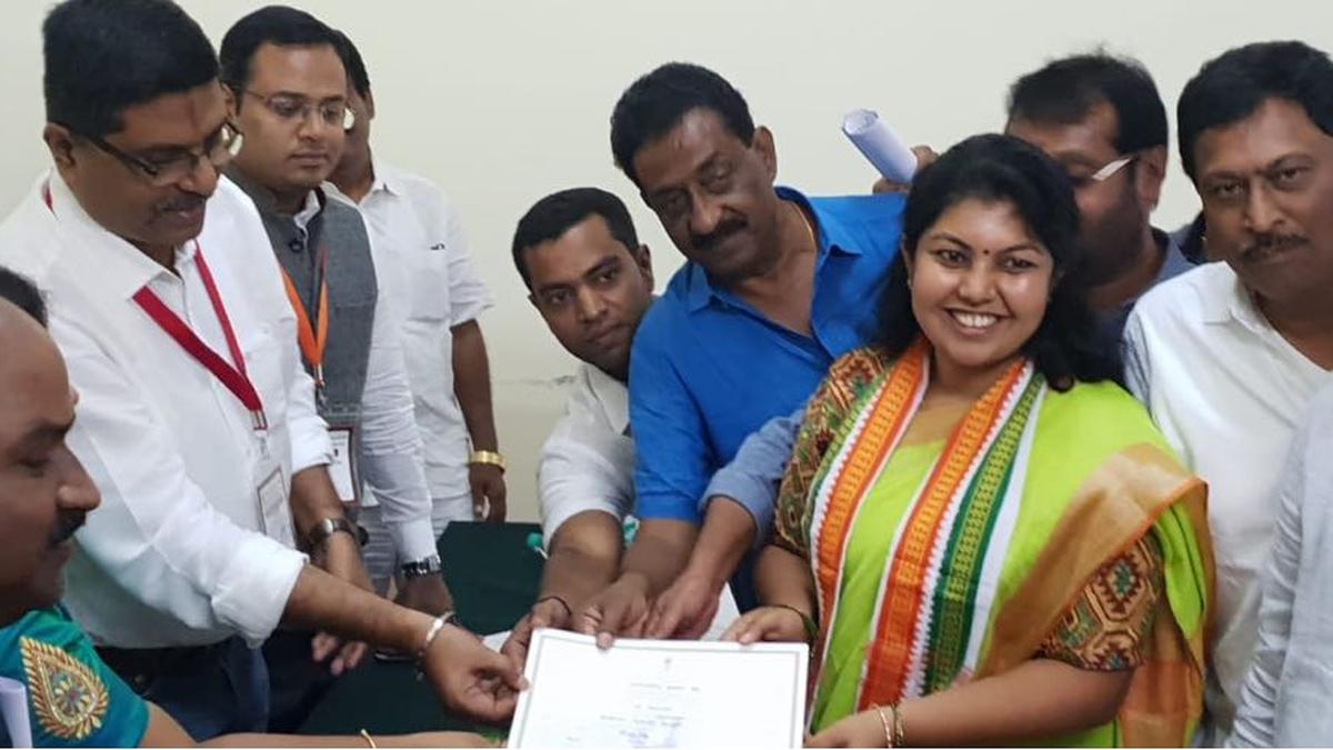 Sowmya Reddy wins Jayanagar for Congress - The Hindu