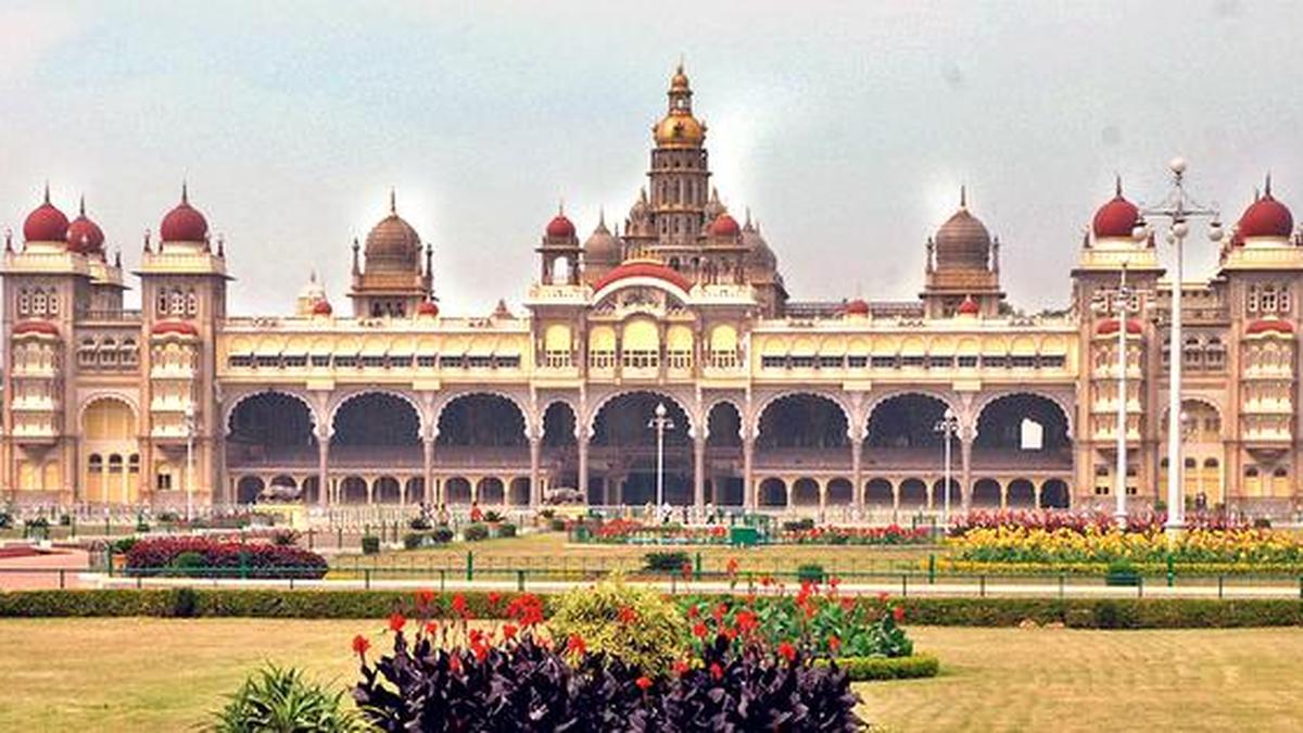 Soon, Mysuru to become round-the-year tourist hub - The Hindu