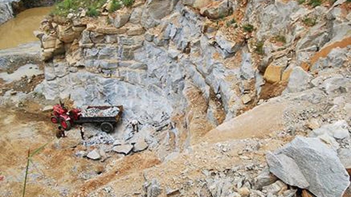Blasting work not a threat to KRS, say quarry owners - The Hindu