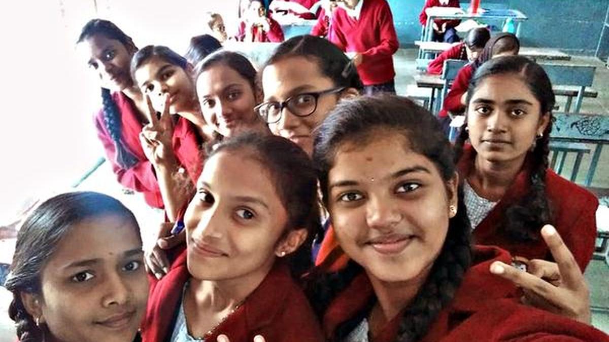 Over 40 class 9 students from Navodaya Vidyalayas stranded in M.P ...