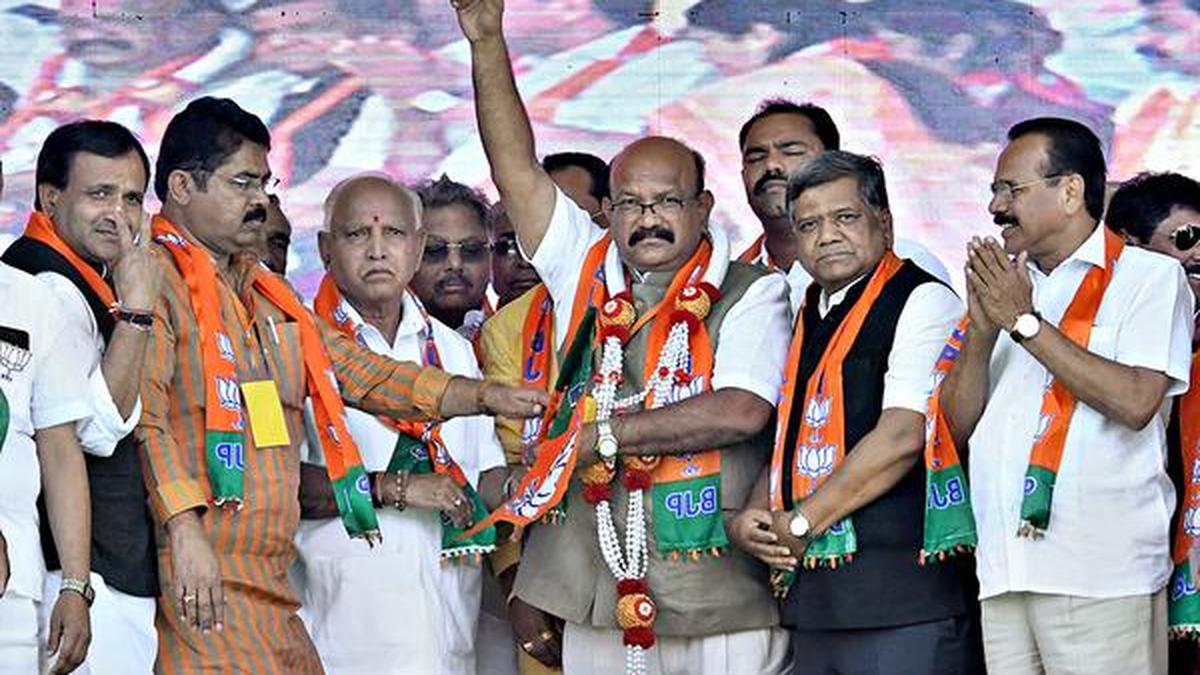 Umesh Jadhav joins BJP - The Hindu