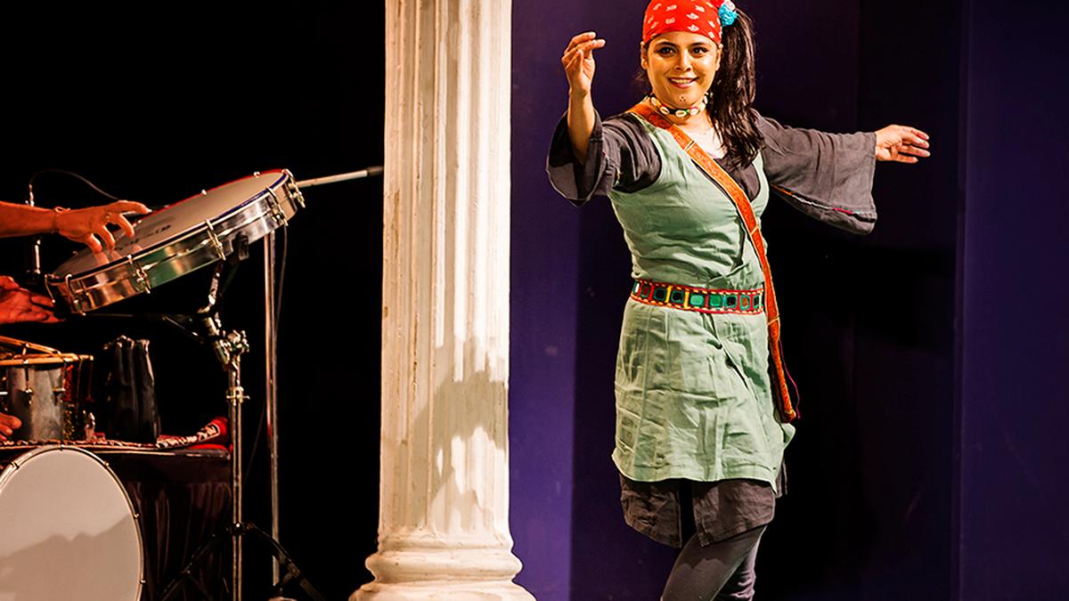 Curtains down on The Company Theatre’s celebrated play ‘Piya Beharupiya ...