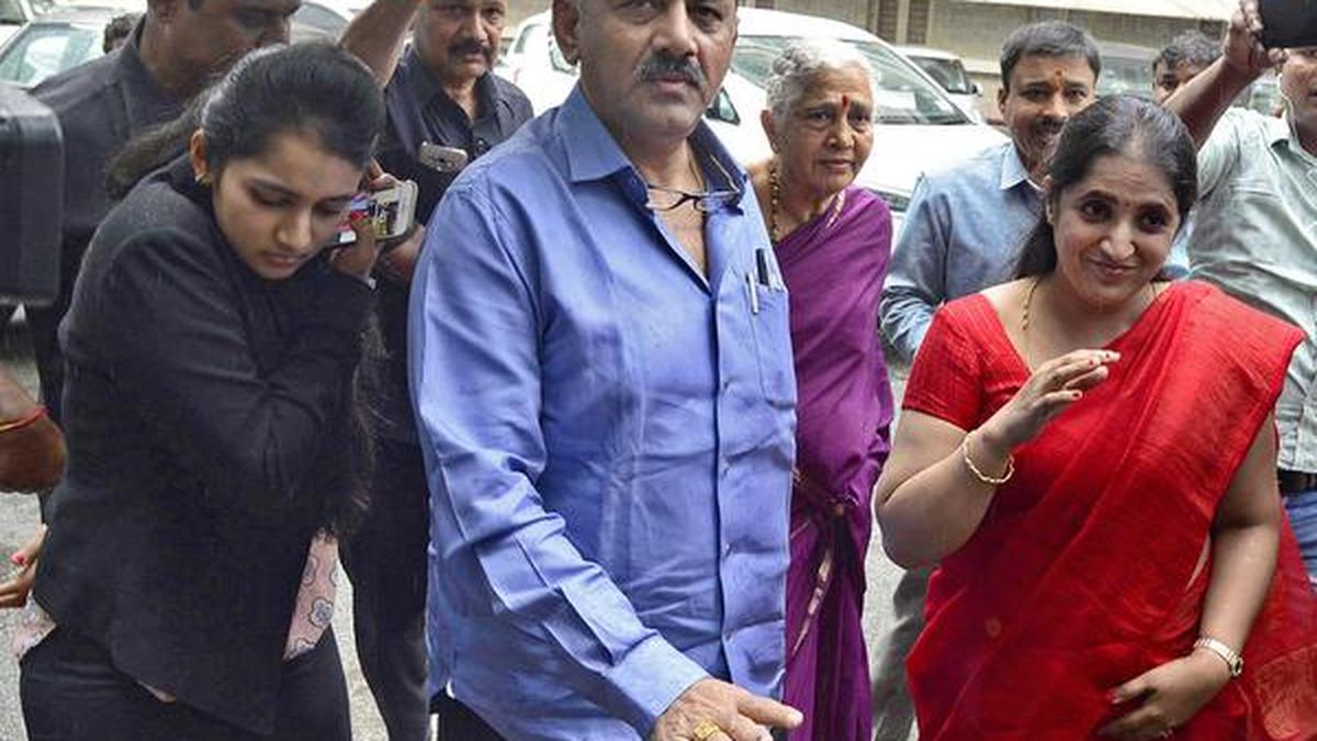 D.K. Shivakumar’s daughter Aishwarya appears before ED - The Hindu