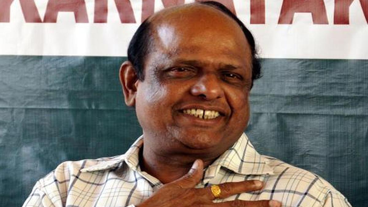 Former Union minister V. Dhananjaya Kumar dies aged 68 - The Hindu