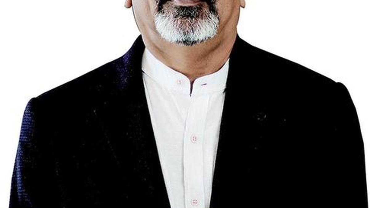 Ashok Shettar and B.F. Dandin chosen for Rajyotsava Award - The Hindu