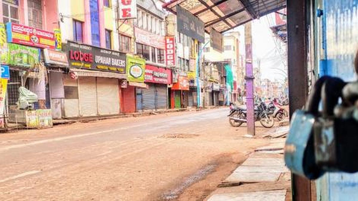 Complete lockdown observed in Belagavi - The Hindu