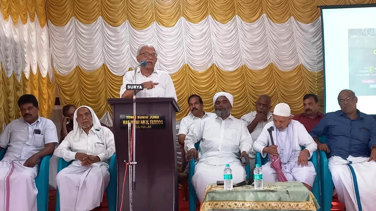 Seminar uncovers 200 years of Karulai’s local history - The Hindu