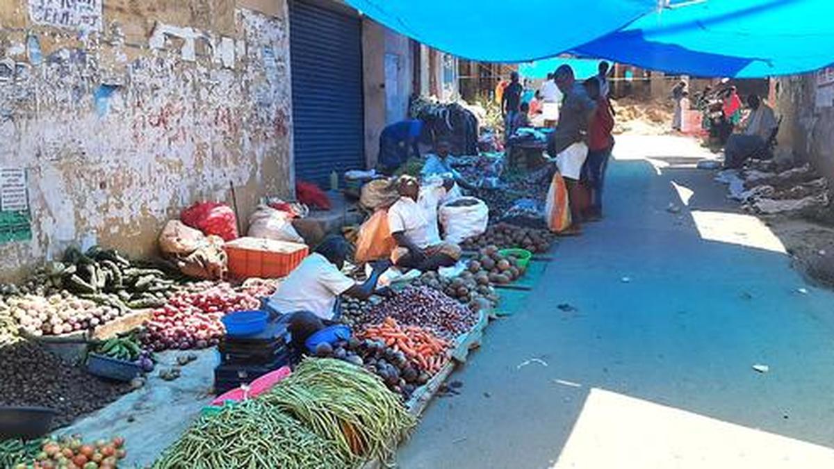 Facelift for Thookkupalam market - The Hindu