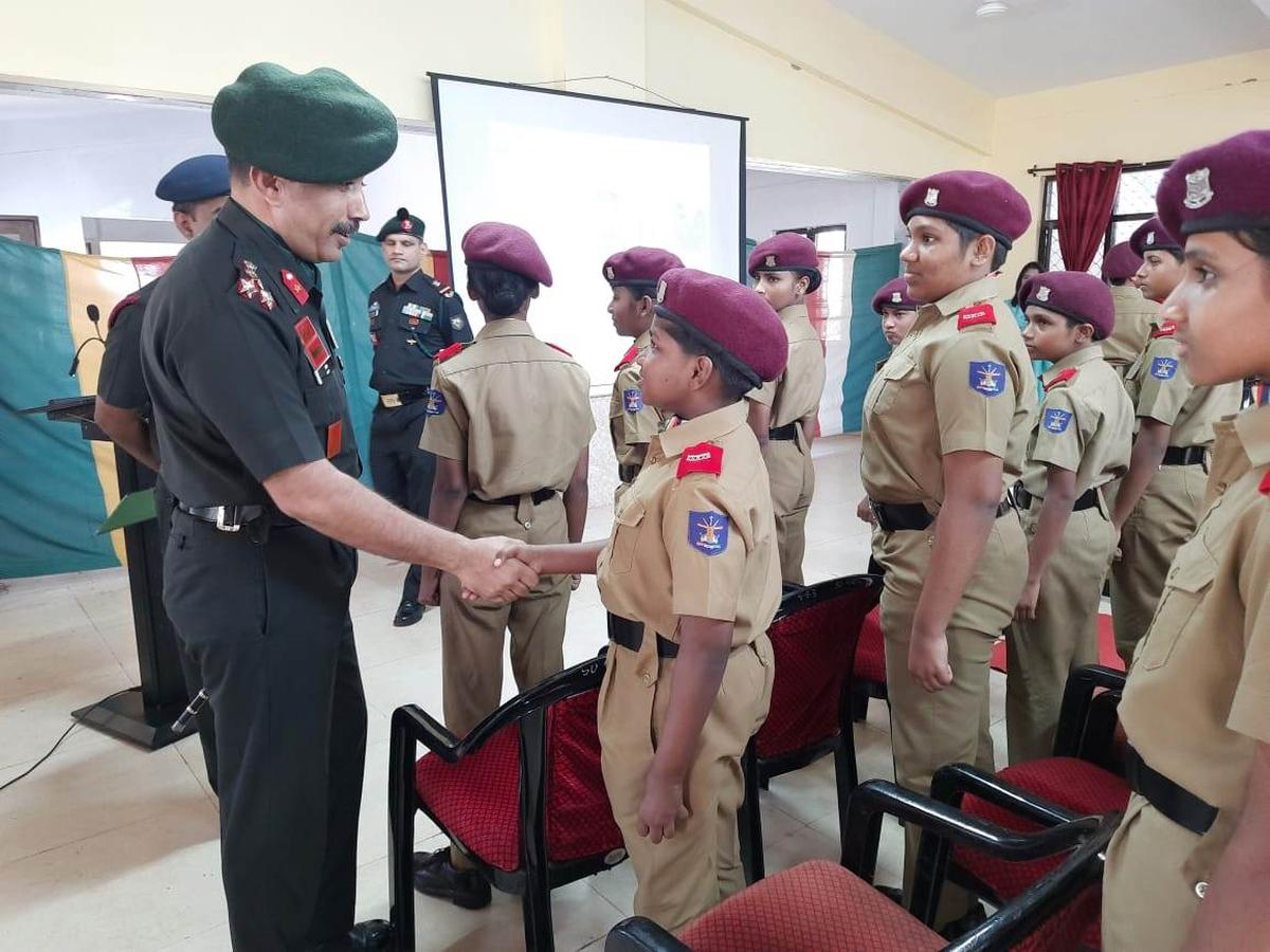 Cadets get a feel of Army life at Pangode military station - The Hindu