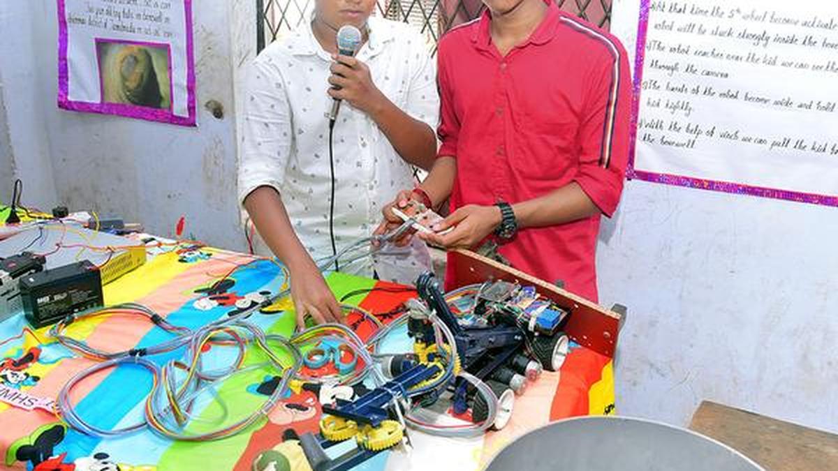 Robot to the rescue of borewell victims - The Hindu