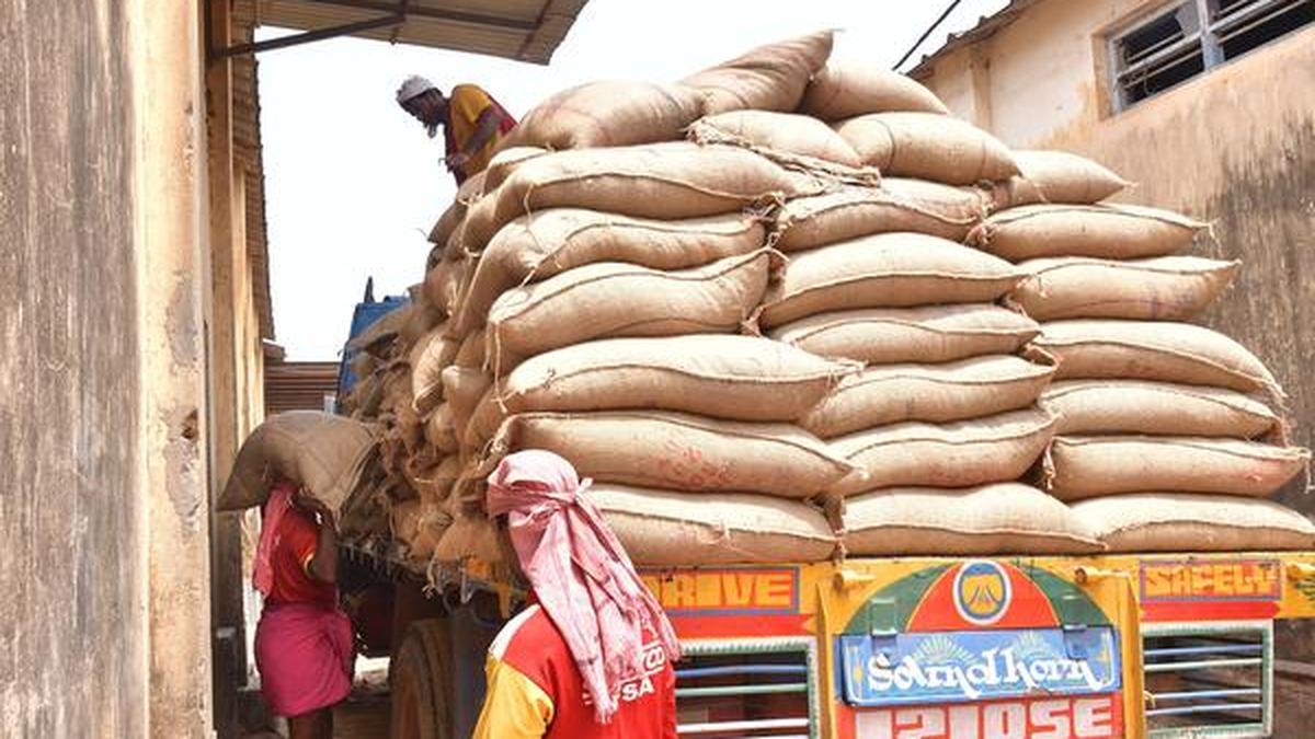 Kerala to begin distribution of free ration from April 1 - The Hindu